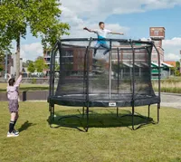 Trampolines and Sports | Salta